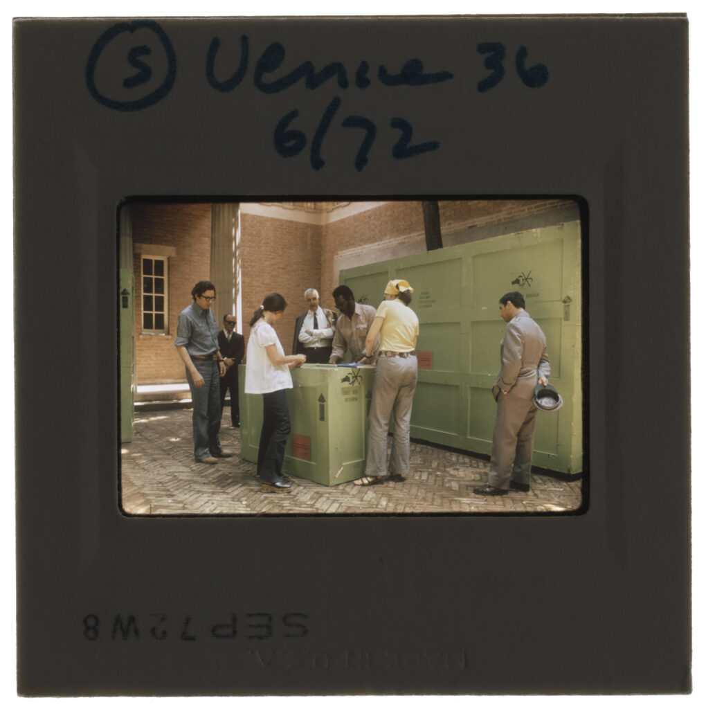 About Sam Gilliam | Sam Gilliam Foundation